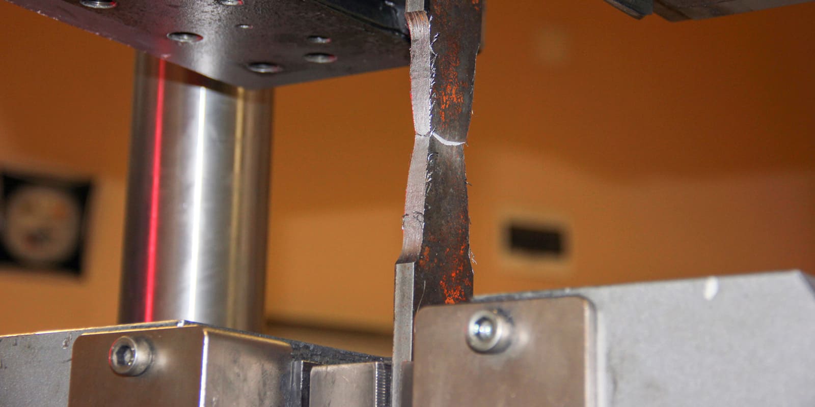 Differences Between Non-Destructive Testing & Mechanical Testing Differences Between Non-Destructive Testing & Mechanical Testing